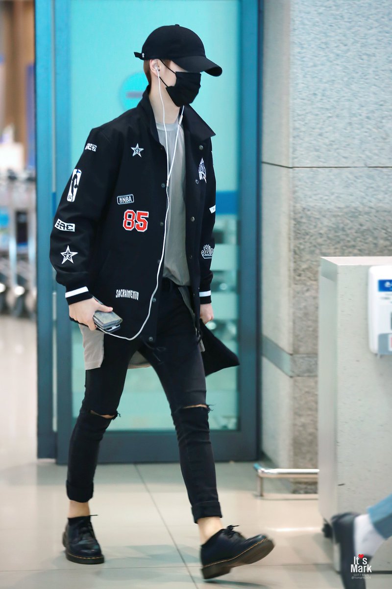 Korea Korean Kpop Idol Boy Band Group Got7 GOT7 Mark s Airport Fashion Korea Korean Kpop Idol Boy Band Group Got7 GOT7 Mark s Airport Fashion